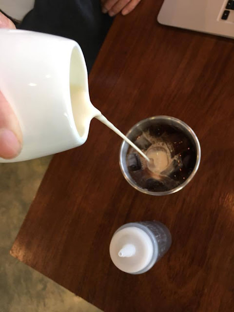 Amy Cooks Again: Nairobi's New Independent: Connect Coffee