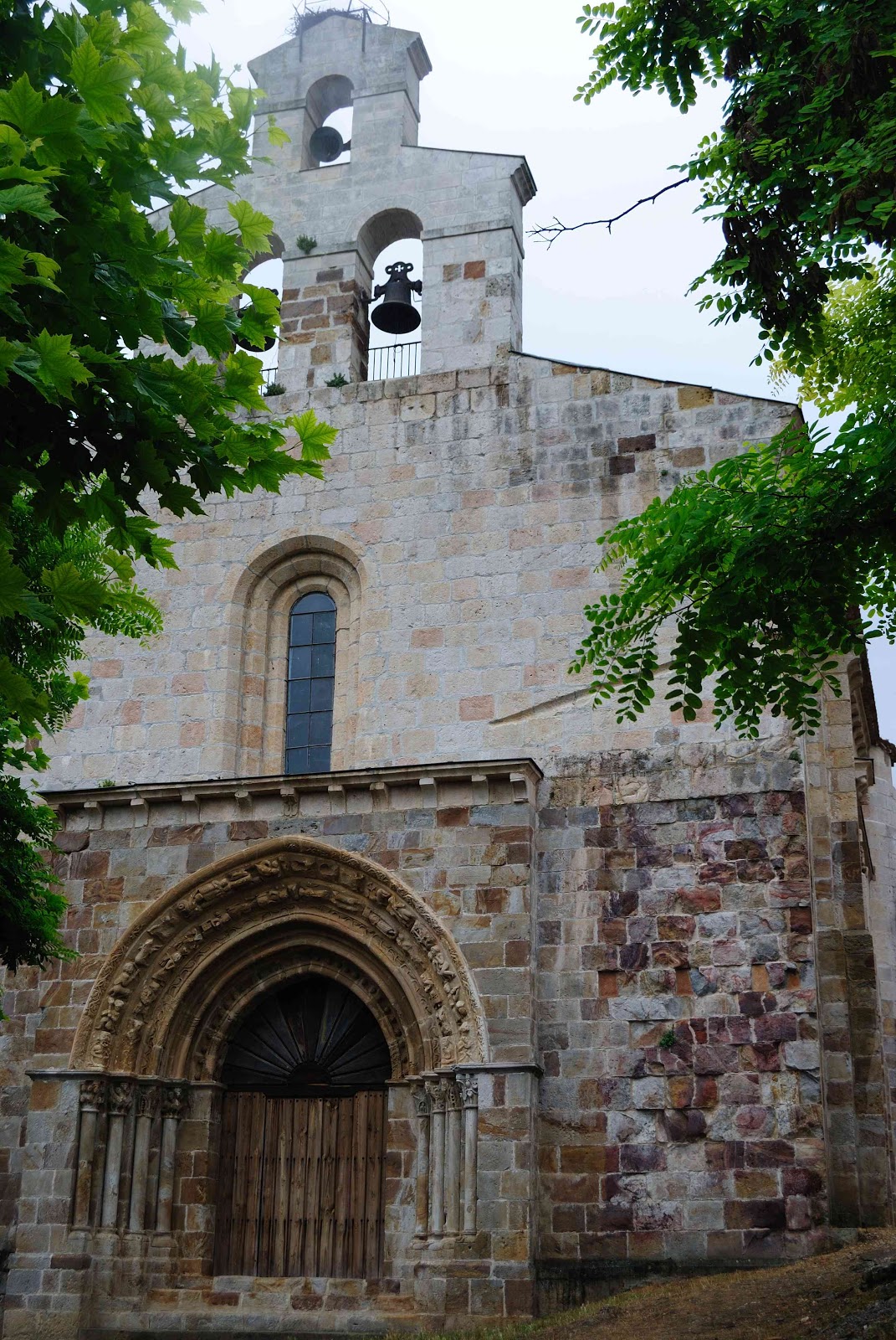 Tras los pasos del Románico: Vallejo de Mena, Románico Burgalés