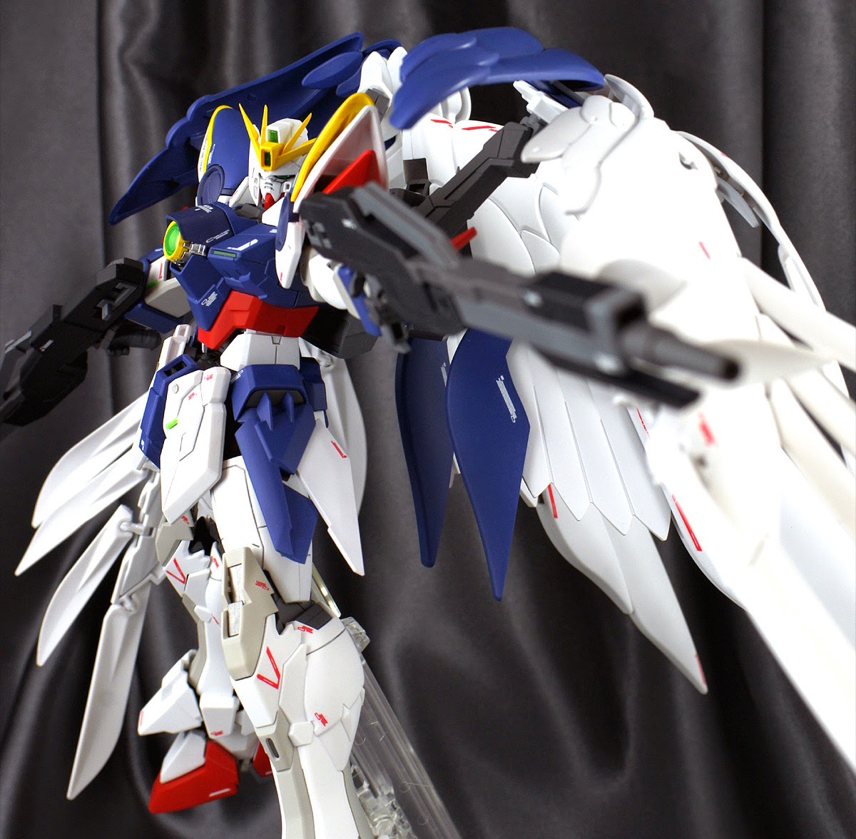 Custom Build: MG 1/100 Wing Gundam Zero Custom plus Proto Zero EW ver.