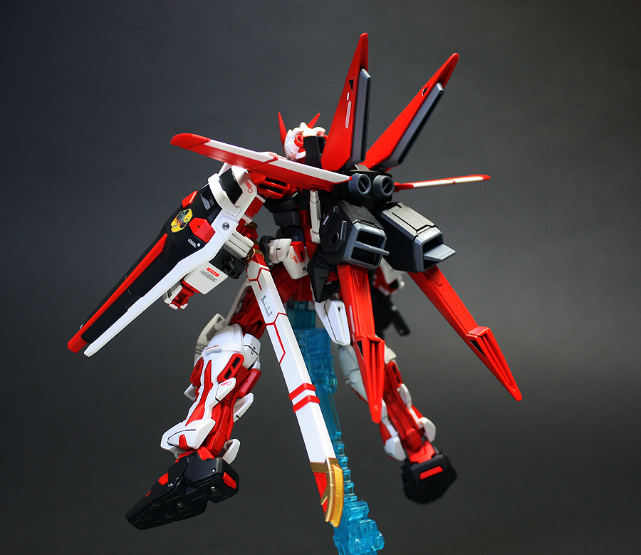 GUNDAM GUY: HG 1/144 MBF-P02 Gundam Astray Red Dragon - Customized Build