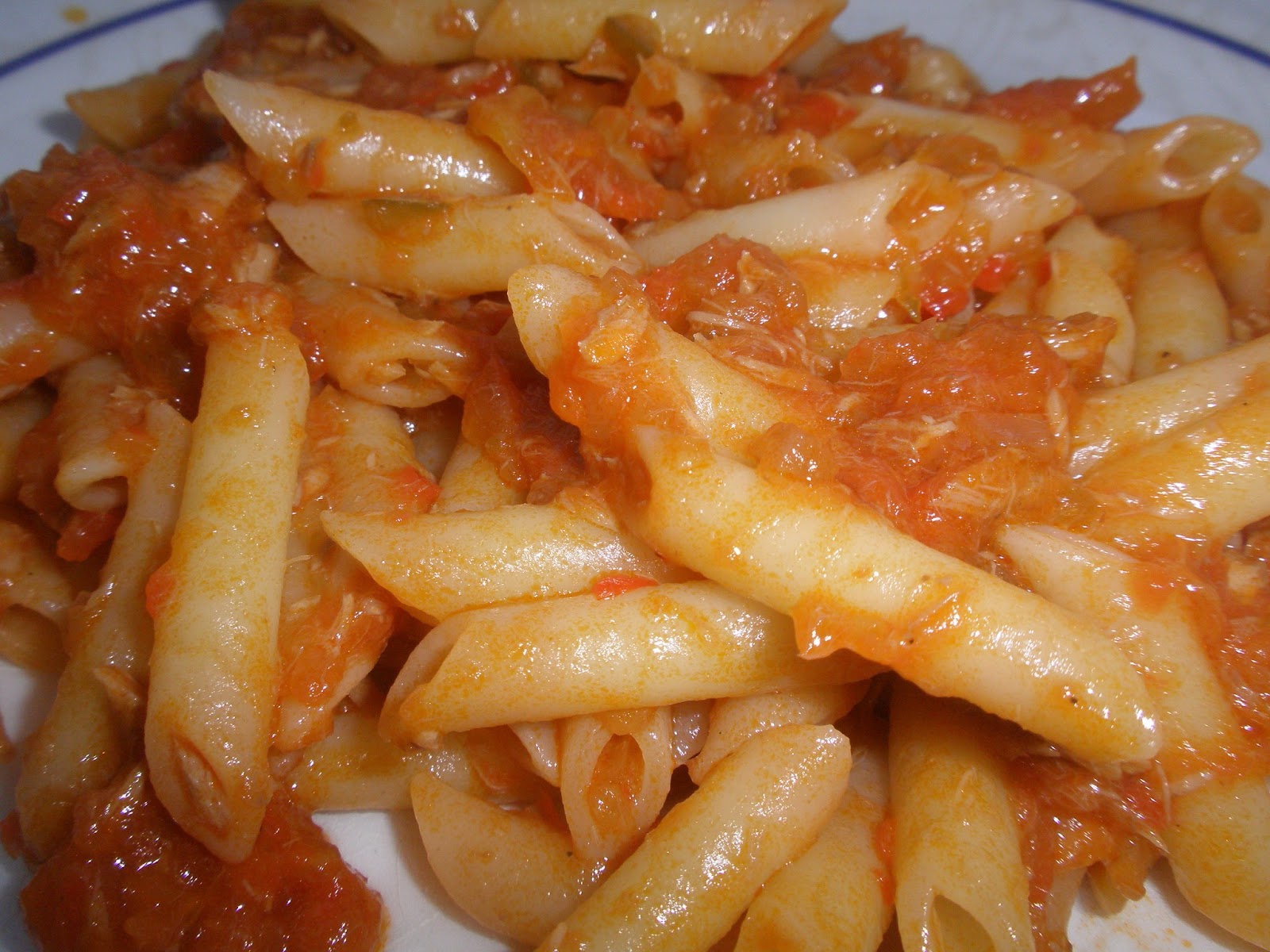 LAS RECETAS DE PEPEJO: MACARRONES CON ATÚN EN SALSA DE TOMATE