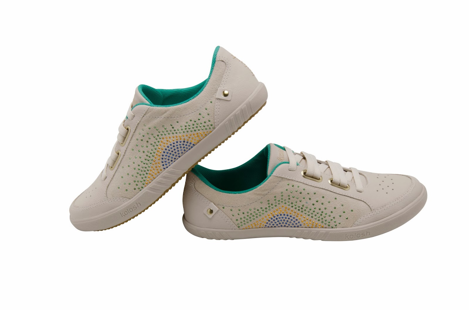 S a b r i n a O r t á c i o: MODA: Kolosh lança coleção em homenagem ao ...