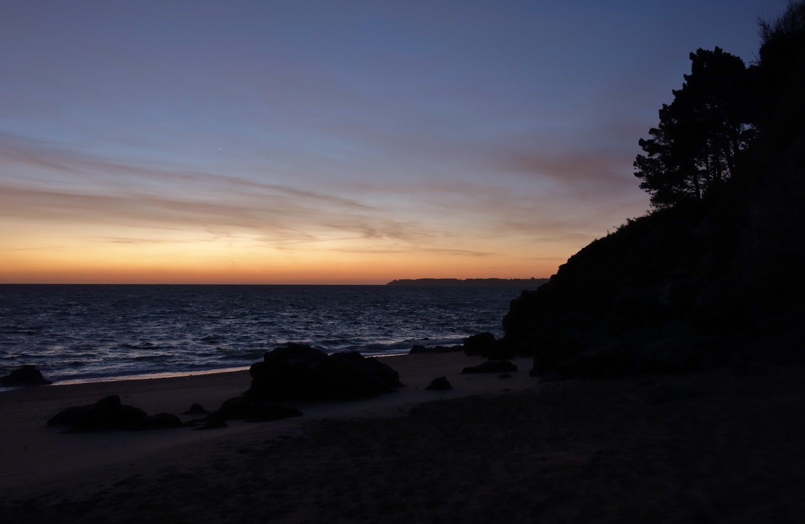Libre-Altitude: Tour de Belle Île en Mer par le GR340...