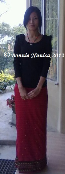 Dimasa Textiles: Looms, Weaving and Traditional Dresses of the Dimasas