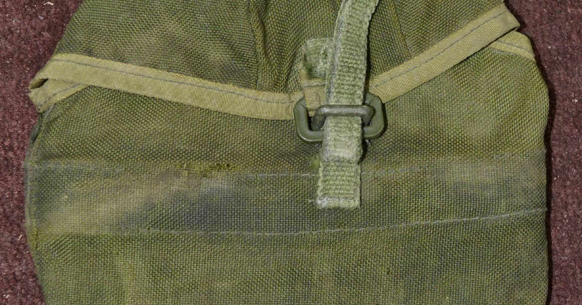 Webbingbabel: Canadian Army WE'82 Waterbottle Pouch