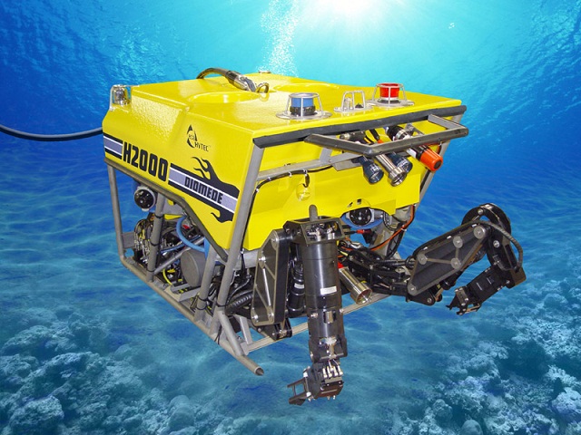 ROV, Robot Pengumpul Data Elektronik Bawah Laut TNI Indonesia (2016 ...