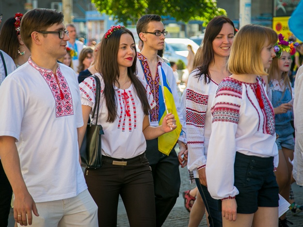 КІНДЕРБЛОГ "ВУЛИК": Вишиванка