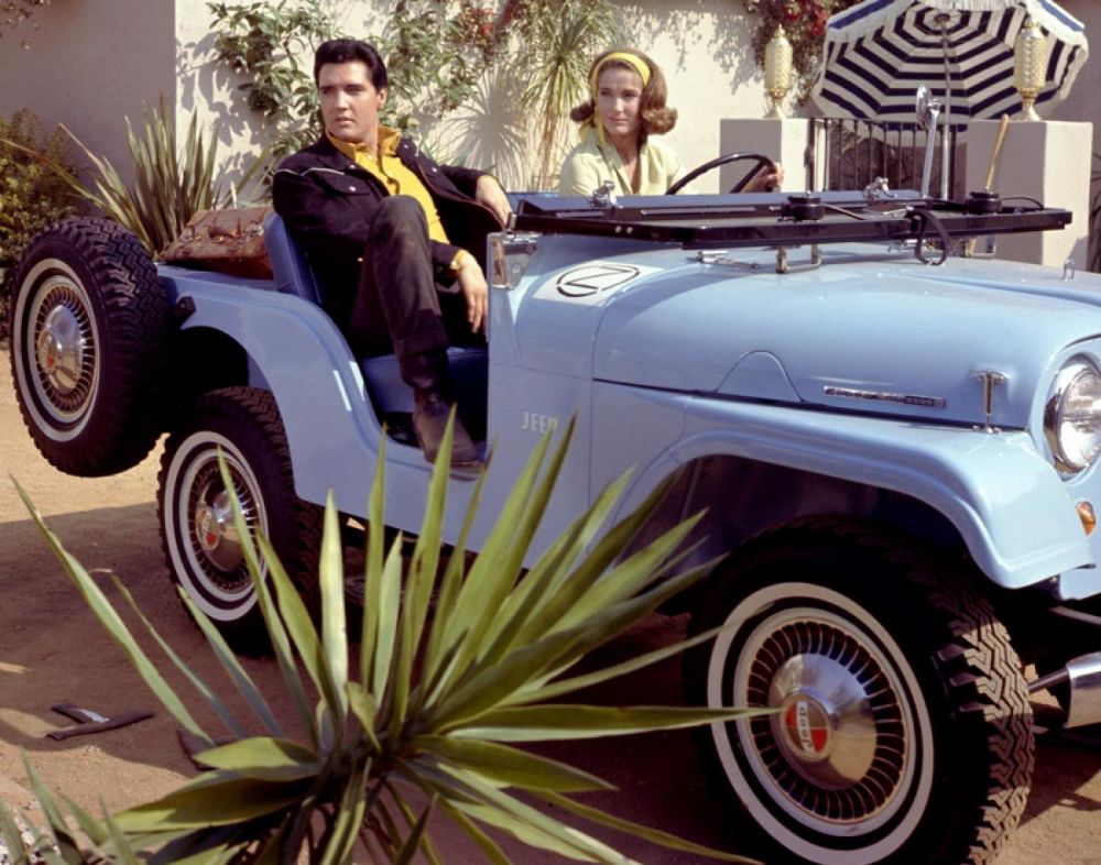 Rare Vintage Photographs of Elvis Presley Posing With His Much-Loved ...