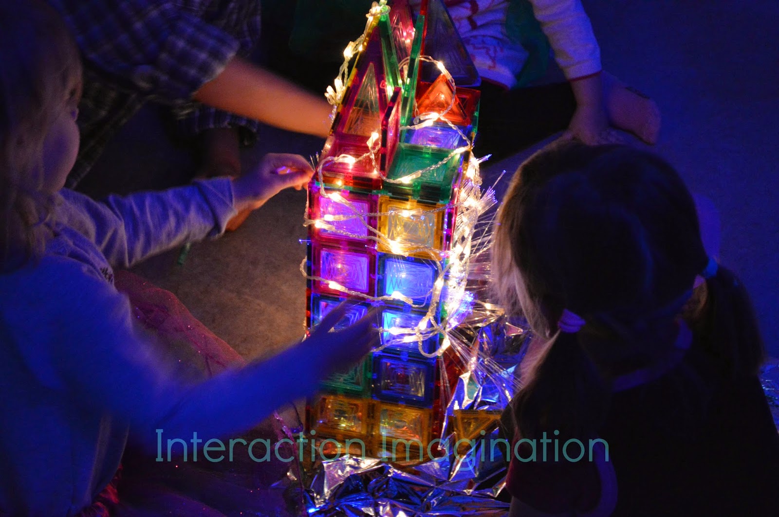 Interaction Imagination: Light and Art Installation - PLAY and ART