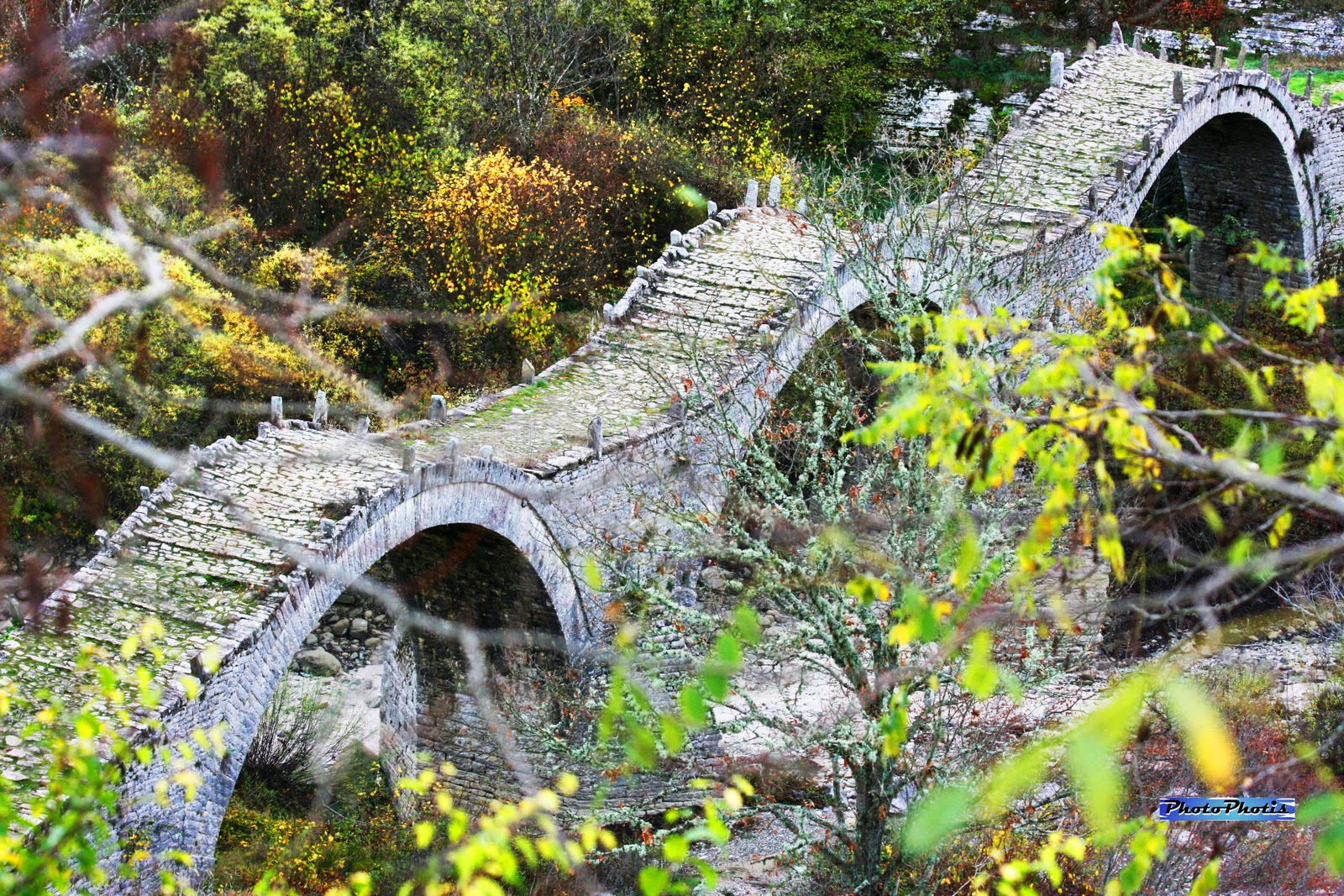 Photos and videos of Greece Φωτογραφίες Ελλάδας: * Πέτρινα γεφύρια της ...
