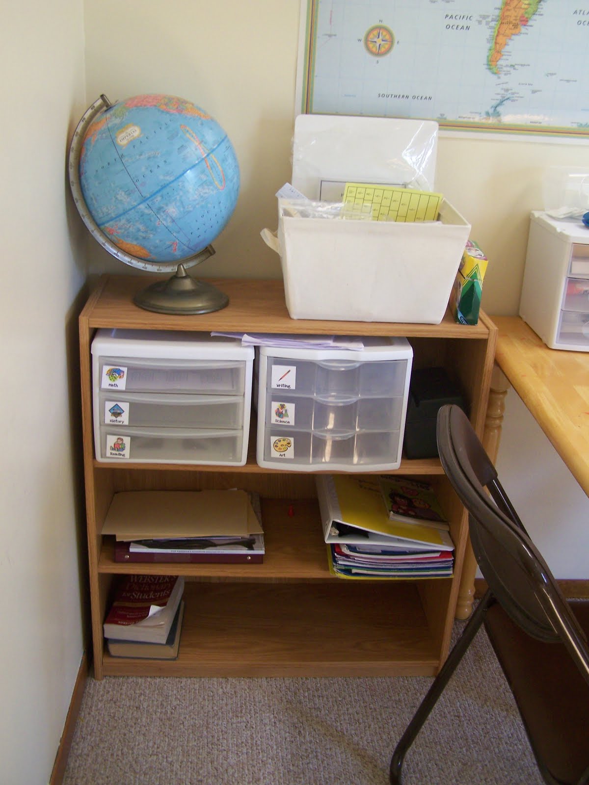 Walnut Hill Homeschool: Our Schoolroom Walnut Hill Homeschool: Our Schoolroom
