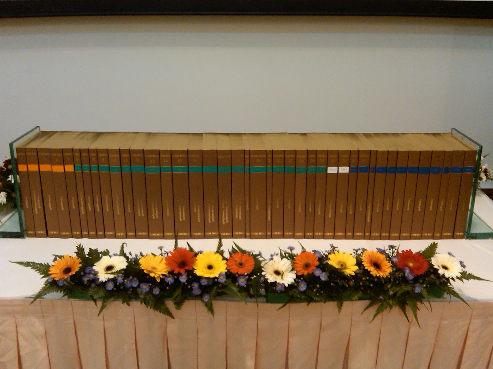 ~DHAMMA VAGGA~: KITAB SUCI AGAMA BUDDHA