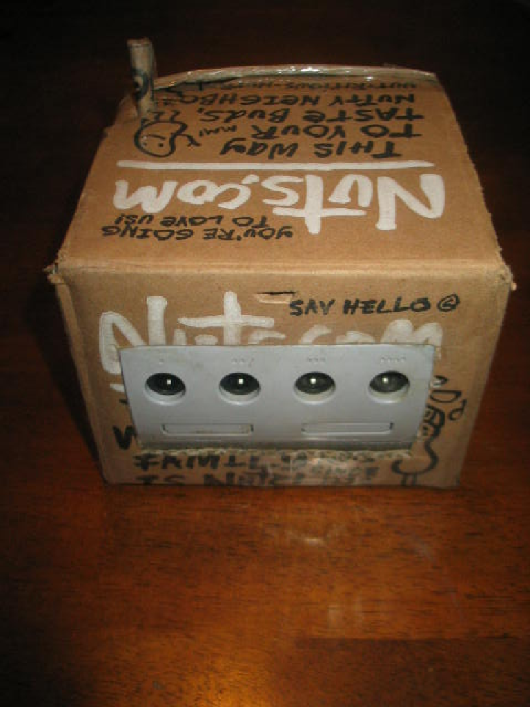 Nintendo Gamebox GC Ghetto Case Mod: Custom $0 GameCube Case