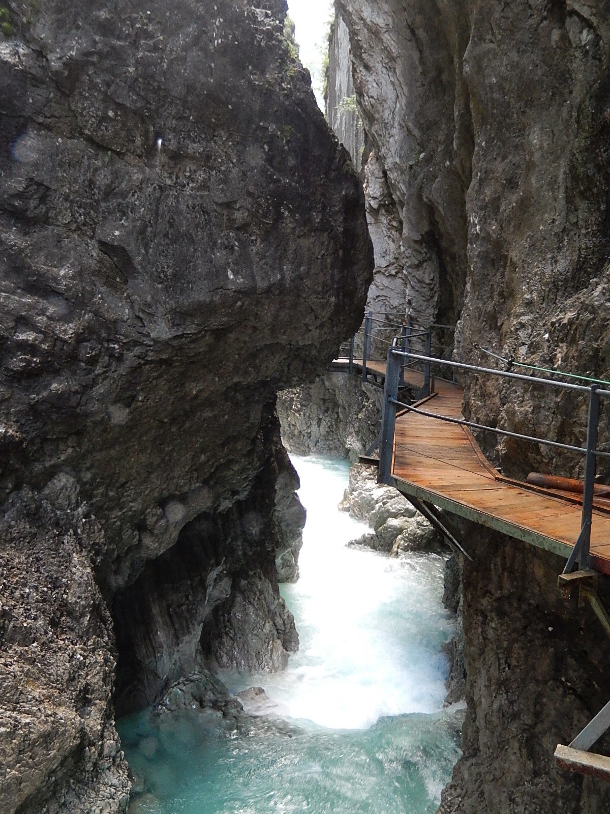 Der Wanderfreund: Wanderung Mittenwald Leutascher Geisterklamm ...