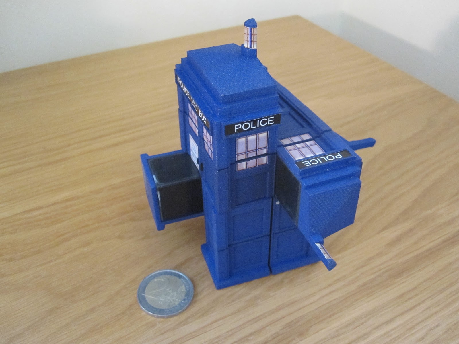 Puzzle Paradox: TARDIS Cube (Gus)