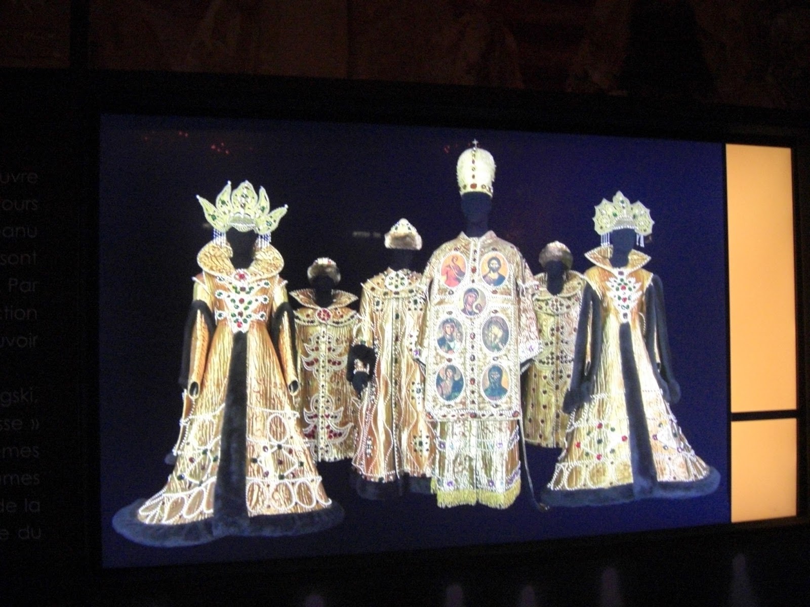 Daniel Ogier le décorateur: COSTUMER LE POUVOIR opéra et cinéma