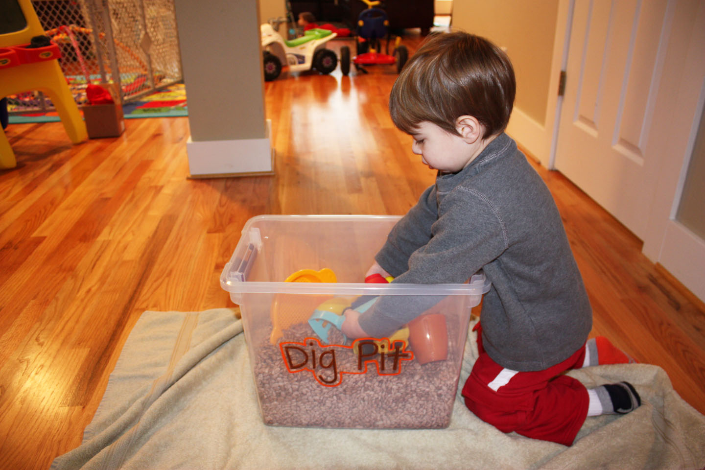Dig Pit (Sensory Tub) - Repeat Crafter Me