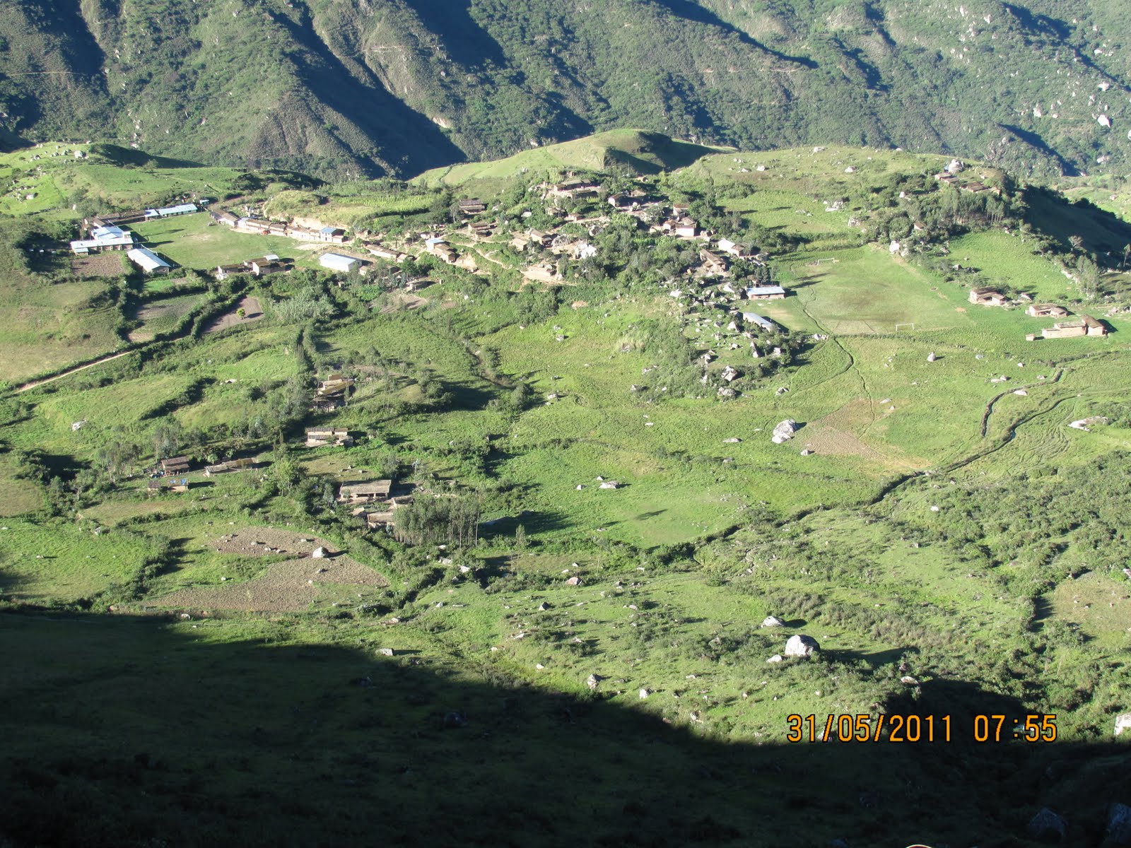 Valle Río Sangana FOTOS: Valle río Sangana