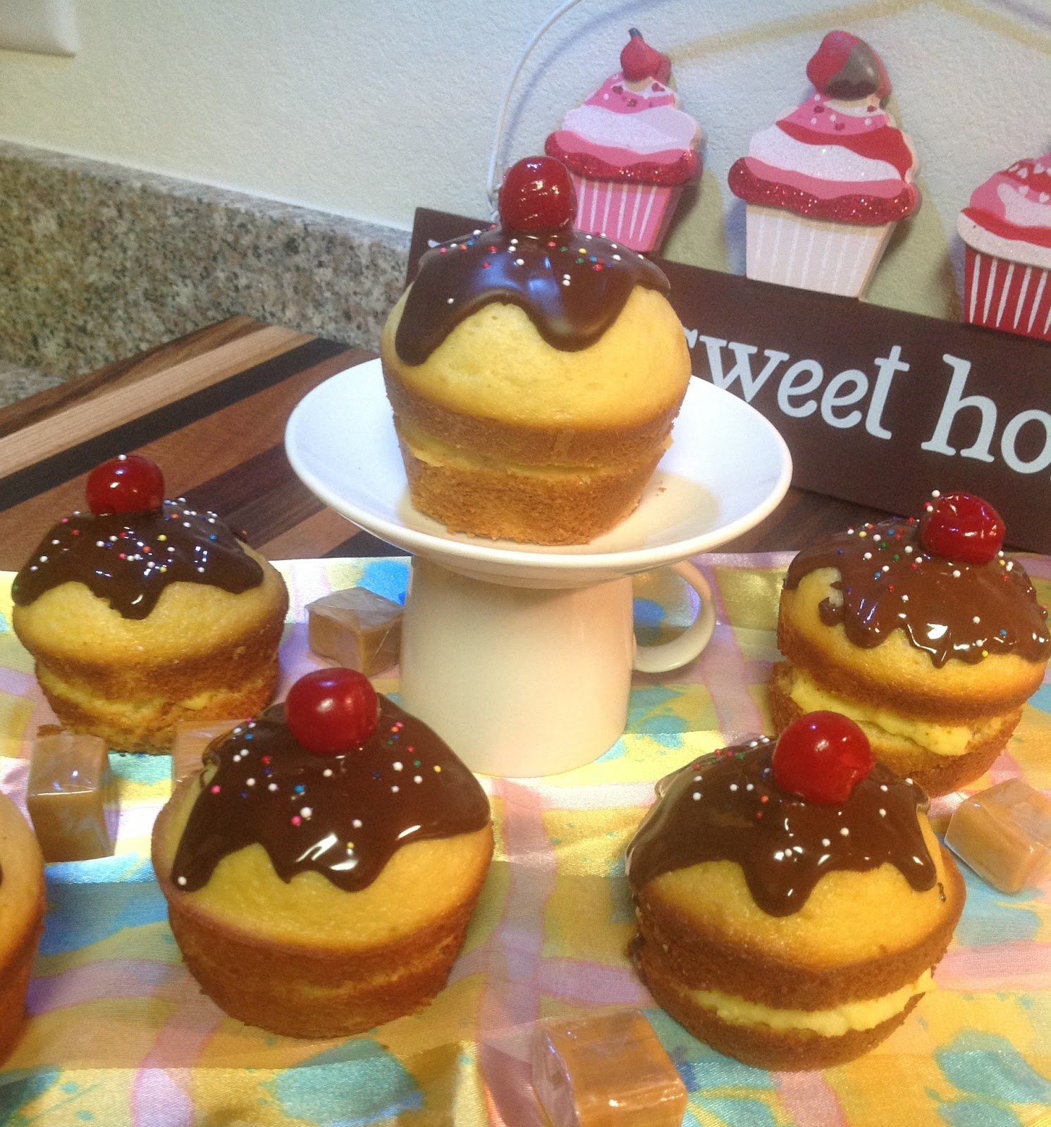 Heavenly cup o' keyks: Boston Cream