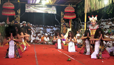 Pengertian, Jenis-Jenis dan Contoh Panca Yadnya - Hindu Alukta