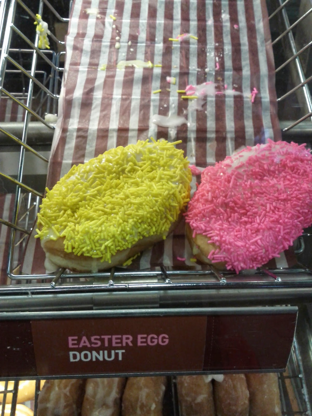 Toronto things: Easter Egg Donut a Tim Hortons