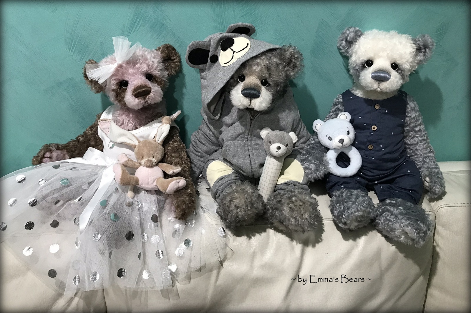 The Inner World of Emma's Bears: Alexander George, Bailee Tobias and ...