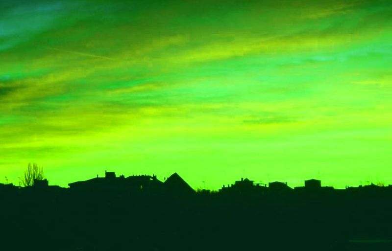 HOY MUNDO HOY: Alerta Rayo Verde Rumbo a La Tierra