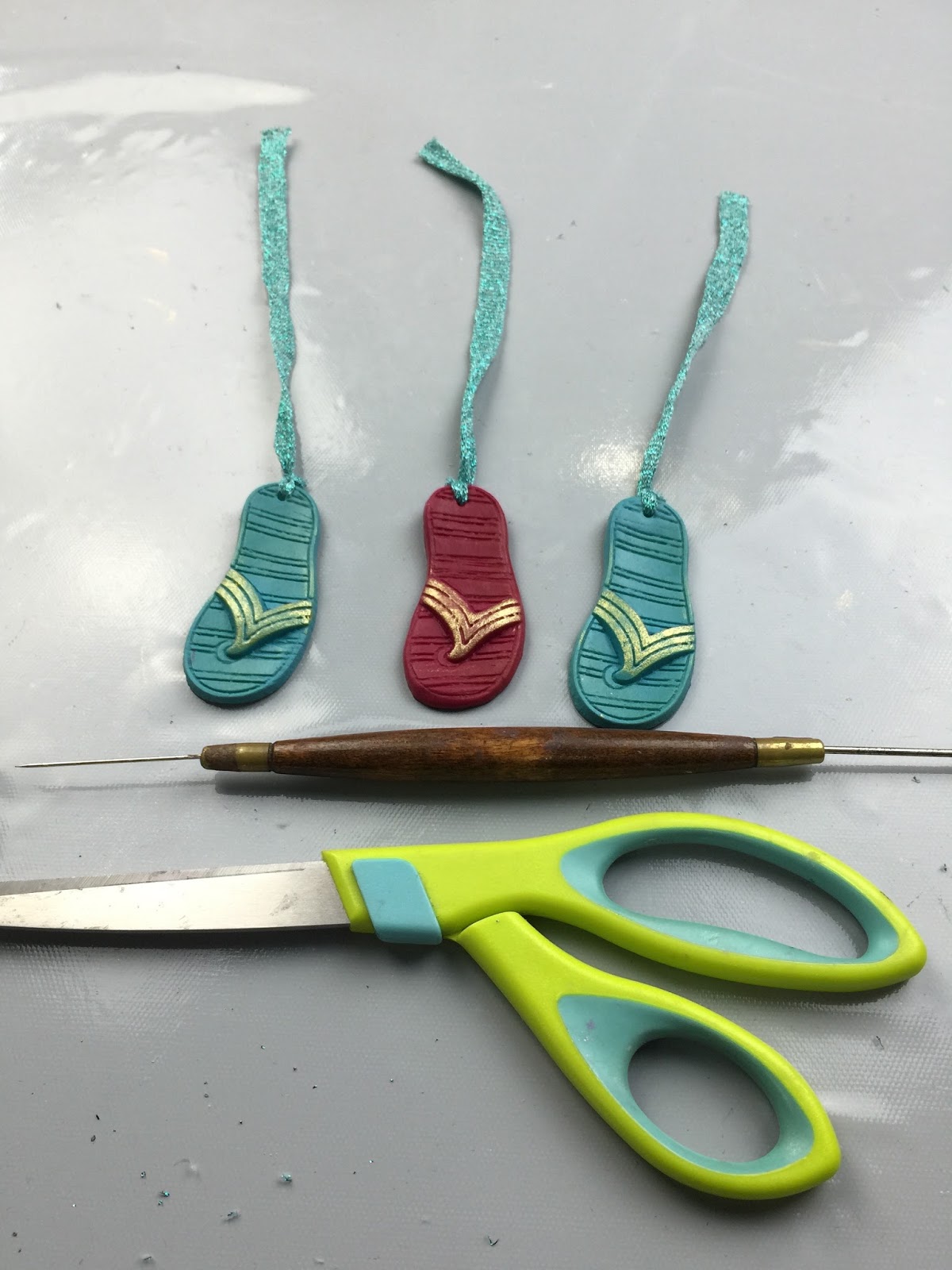 Polymer Clay TV & Create Along: To the Beach on Polymer Clay TV