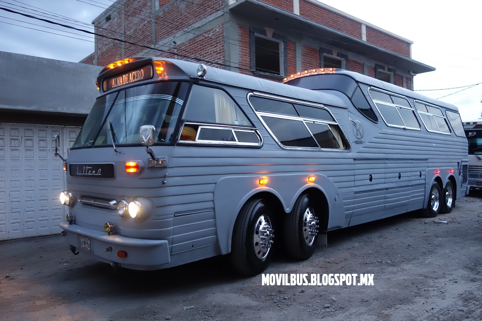 Sultana Panorámico TM.44.18 SP de los hermanos Serrano.