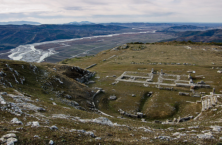 ArqueoLugares: BYLLIS. Colina Gradishta. prox. Kremenar. Ballsh. Albania