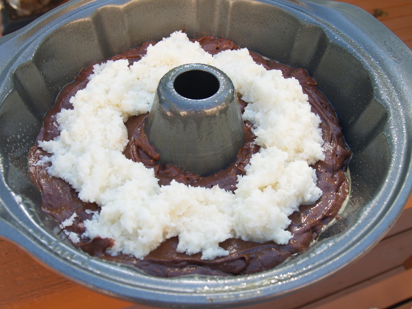 Why Just Eat When You Can Thrive: Chocolate Macaroon Cake