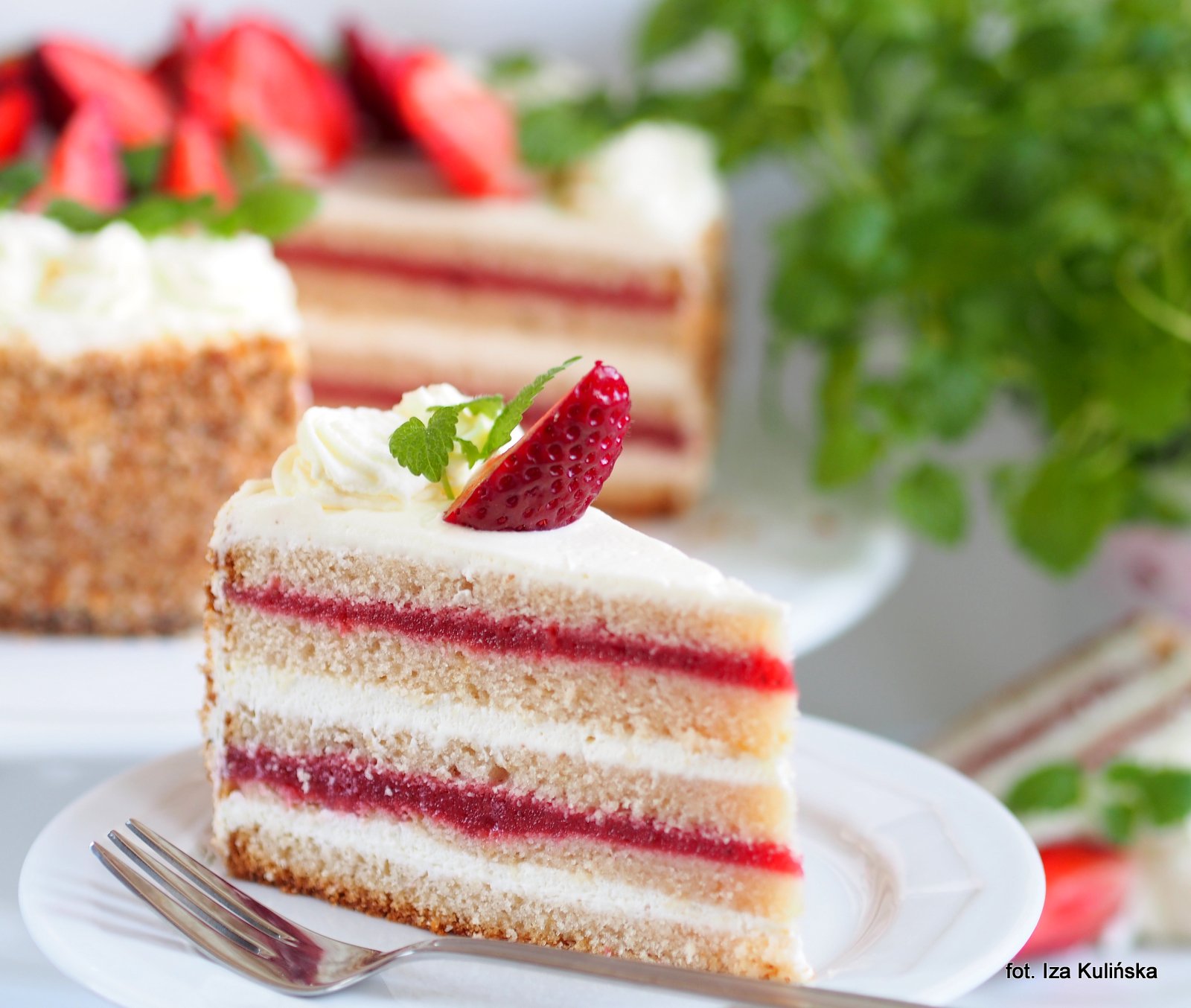 Smaczna Pyza - Sprawdzone przepisy kulinarne: Ciasto, truskawki i krem ...