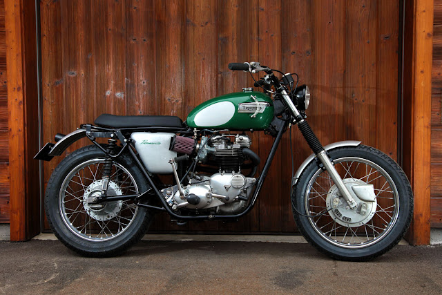 Bellezza discreta | Triumph T120R OIF - RocketGarage - Cafe Racer Magazine