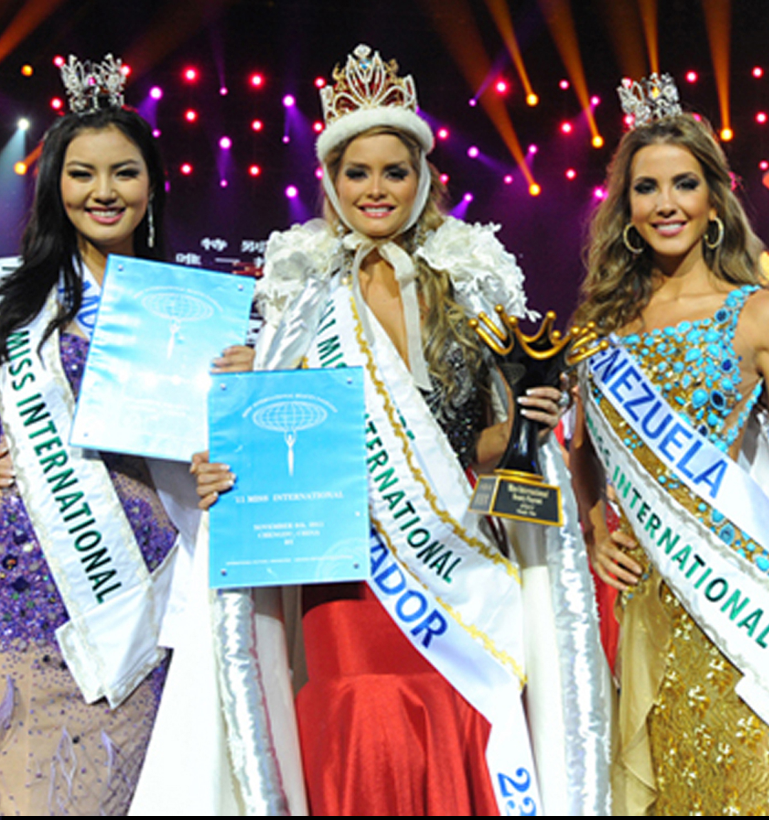 MISSES NA PASSARELA: MARIA FERNANDA CORNEJO ALFARO - MISS INTERNACIONAL ...