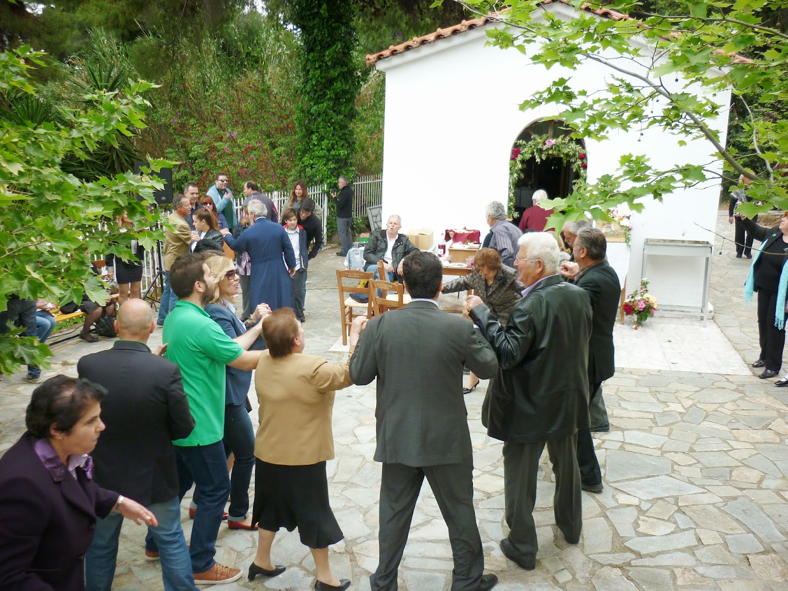 Η ΙΣΤΟΣΕΛΙΔΑ ΤΩΝ ΑΓΙΩΝ ΑΠΟΣΤΟΛΩΝ: ΠΑΝΗΓΥΡΙ ΑΓΙΟΥ ΓΕΩΡΓΙΟΥ ΚΑΛΑΜΟΥ