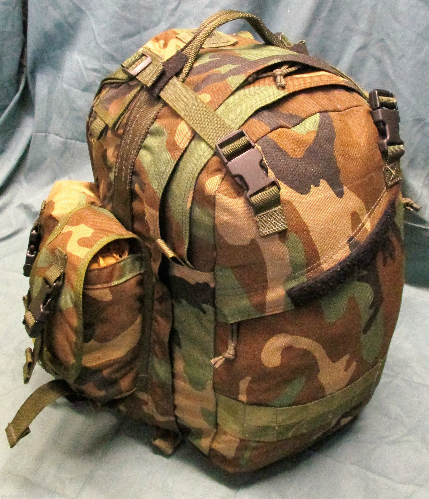 Webbingbabel: Eagle Industries Jumpable Airborne Assault Pack Woodland