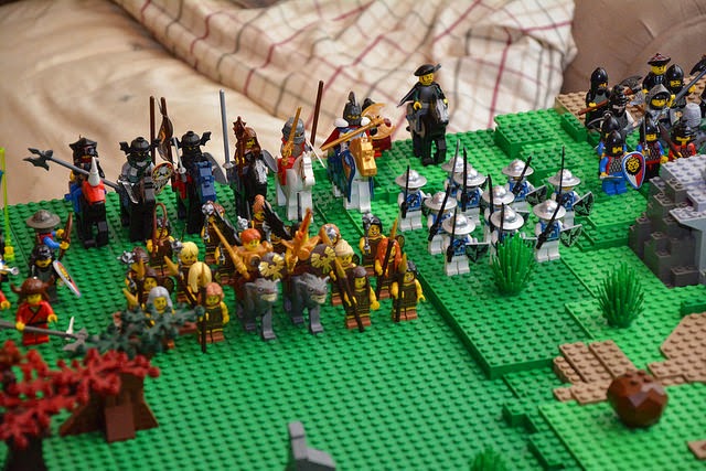 An Old Belgian Otaku: Wargaming in Lego