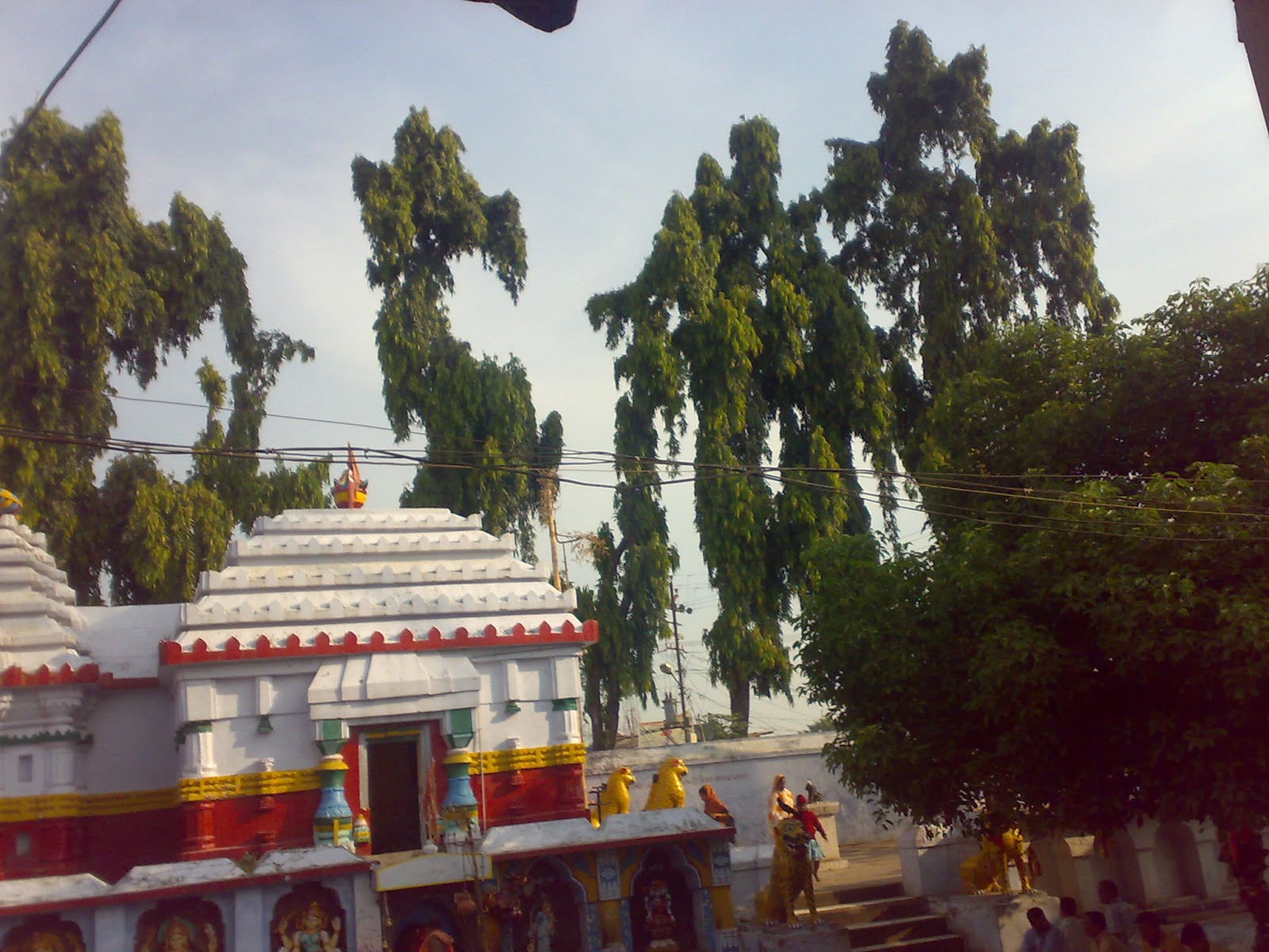 LADUBABA, SARANKUL: OTHER DEITIES IN THE CAMPOUS