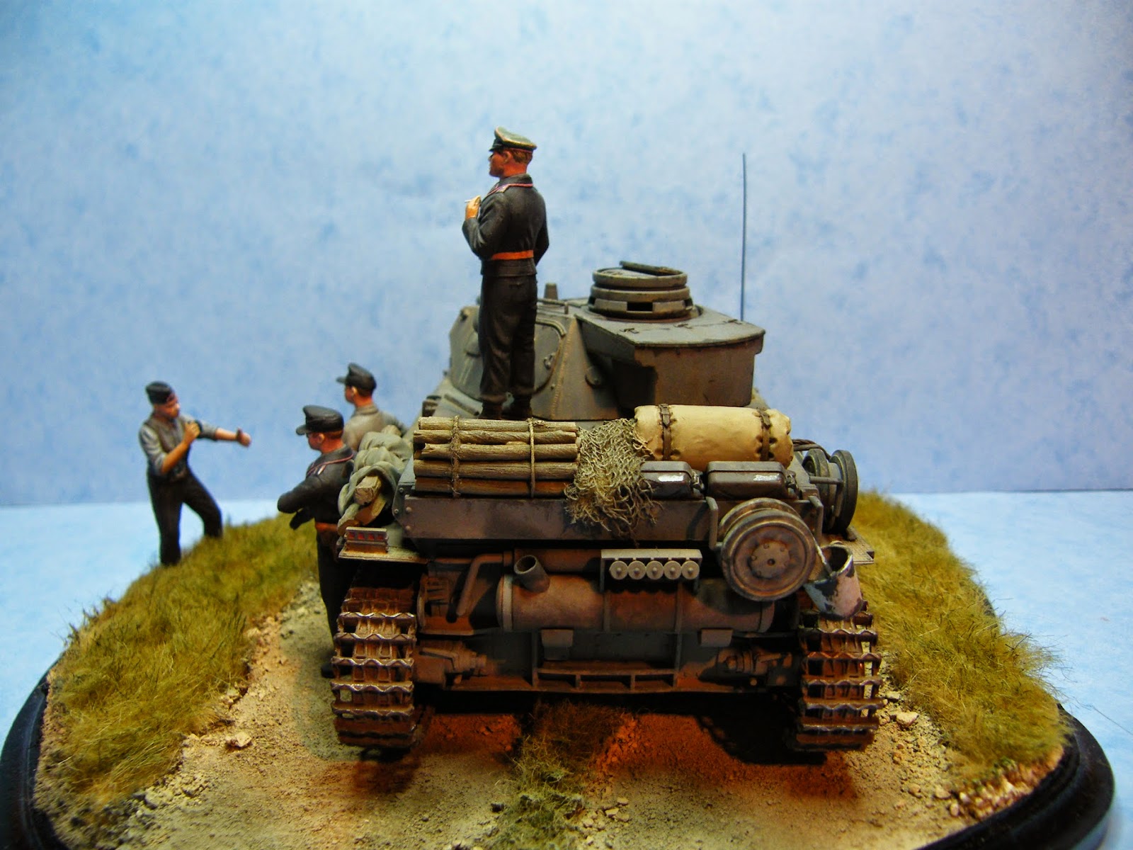 Blue Bear's Scale Models: Tamiya 1/35 Panzer IV Diorama