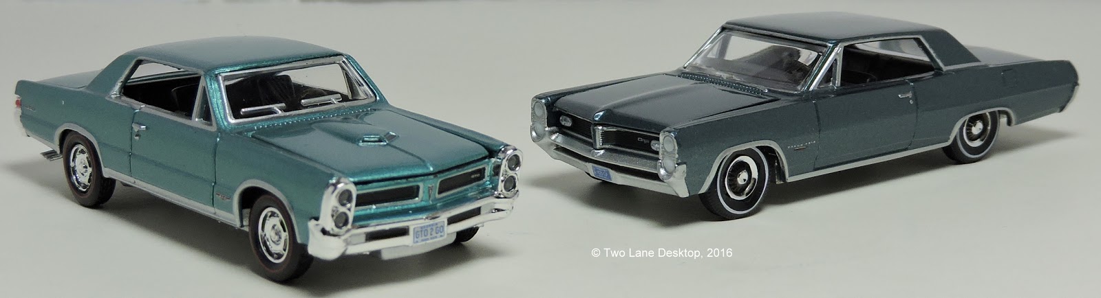 Racing Champions Mint 1965 Pontiac GTO and Auto World 1964 Pontiac ...