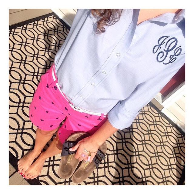 Tuck it in! Tuck it in!