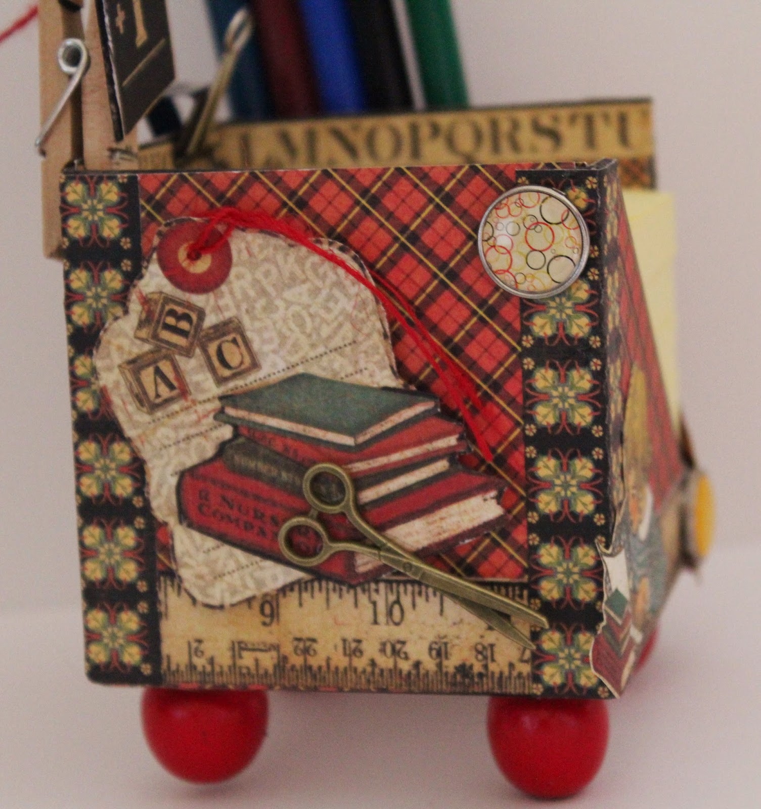 Pam Bray Designs: A Girl with Flair: Back to School Memo Block