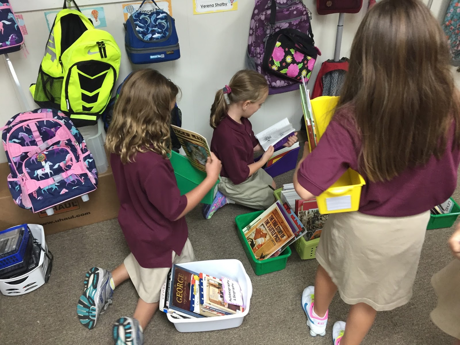 Mrs. Meeks' 4th Grade Class Blog: Getting excited about READING!