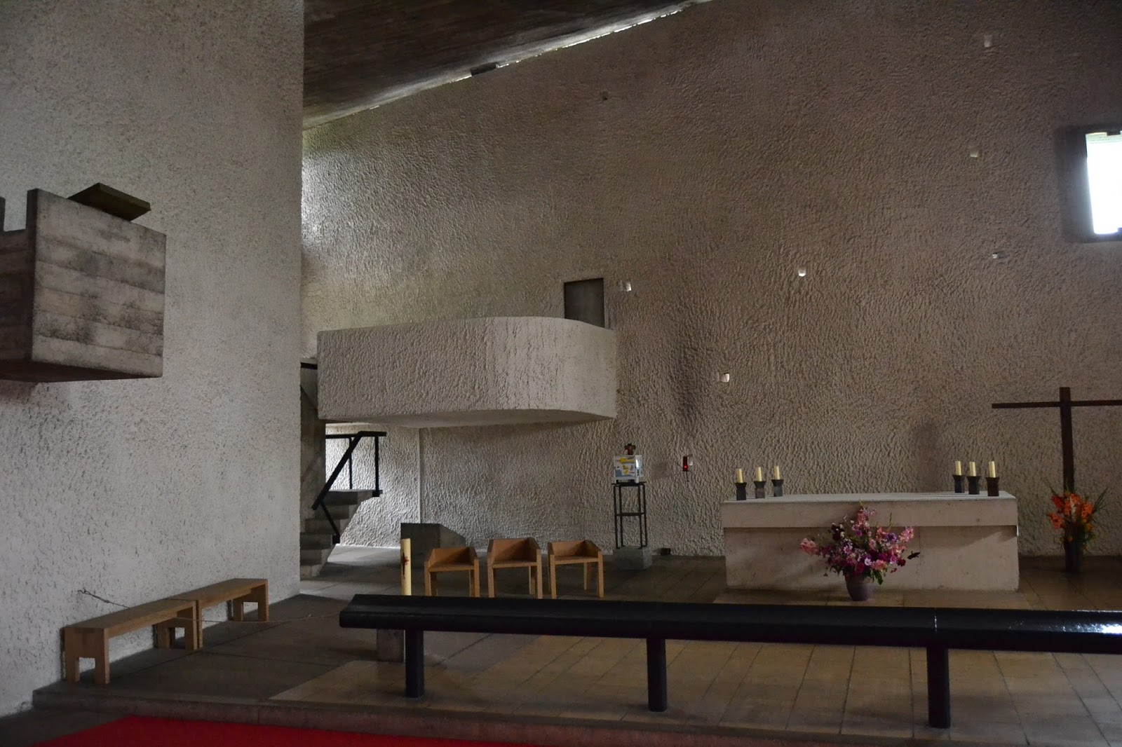 color y forma: Le Corbusier y Notre Dame de Ronchamp
