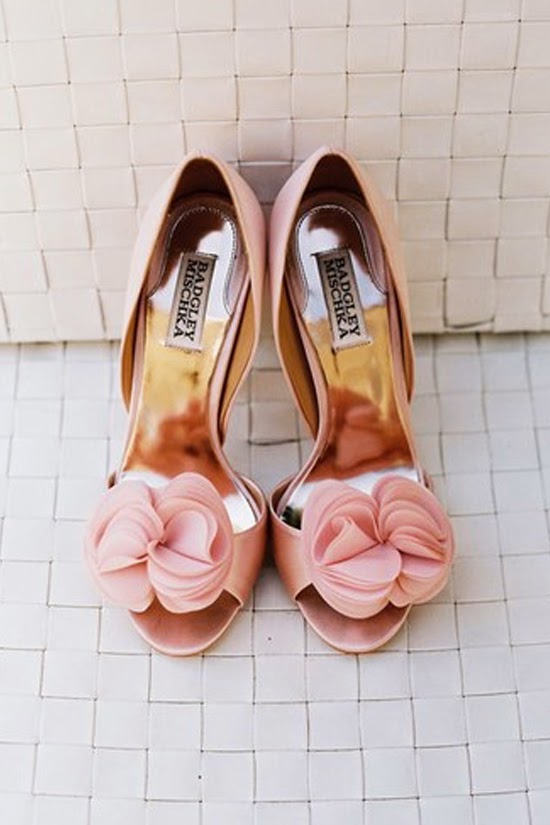 oh!myWedding: Novias con zapatos color rosa