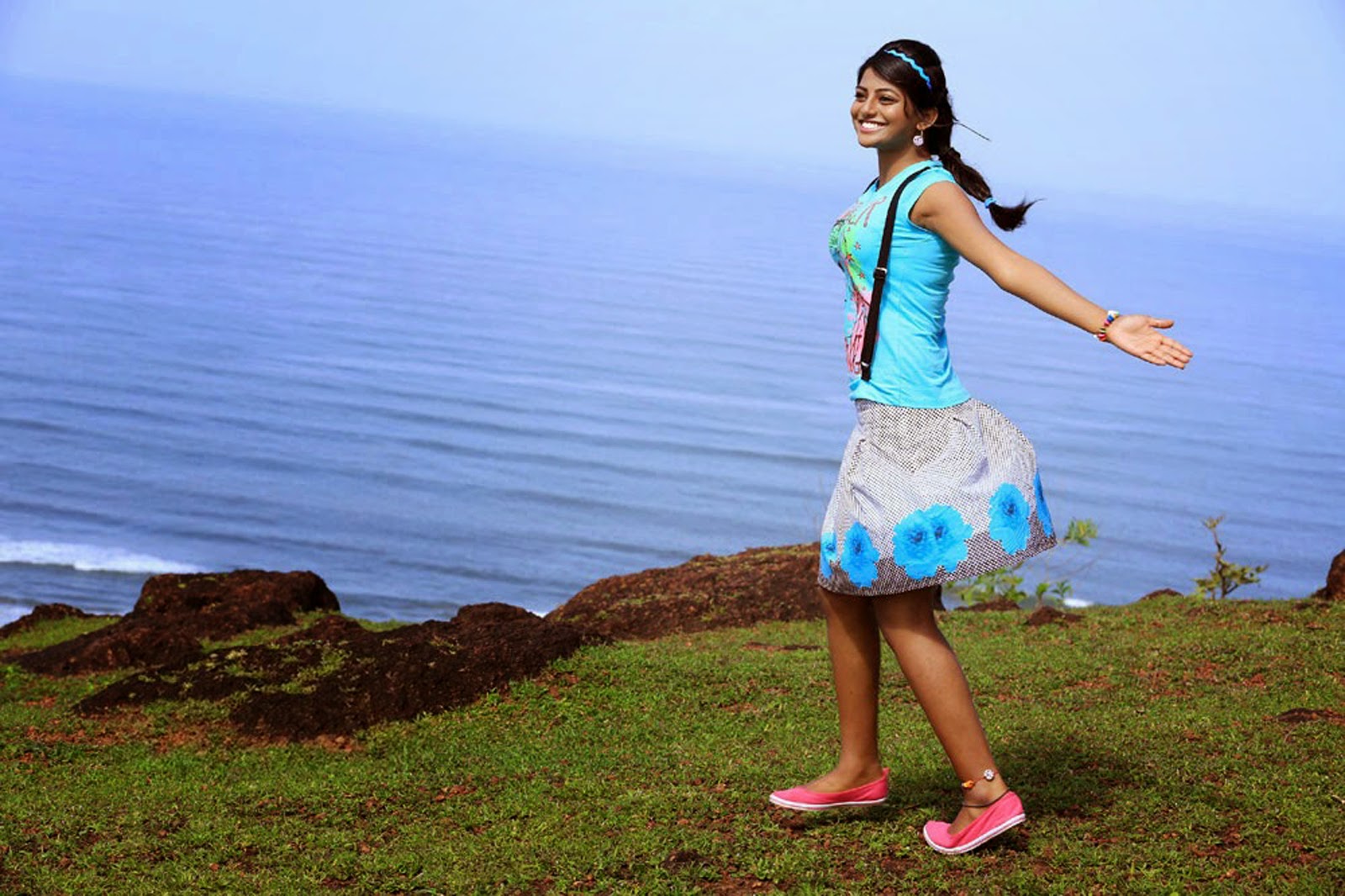 Rakshitha HD Wallpapers Download | TV Biography