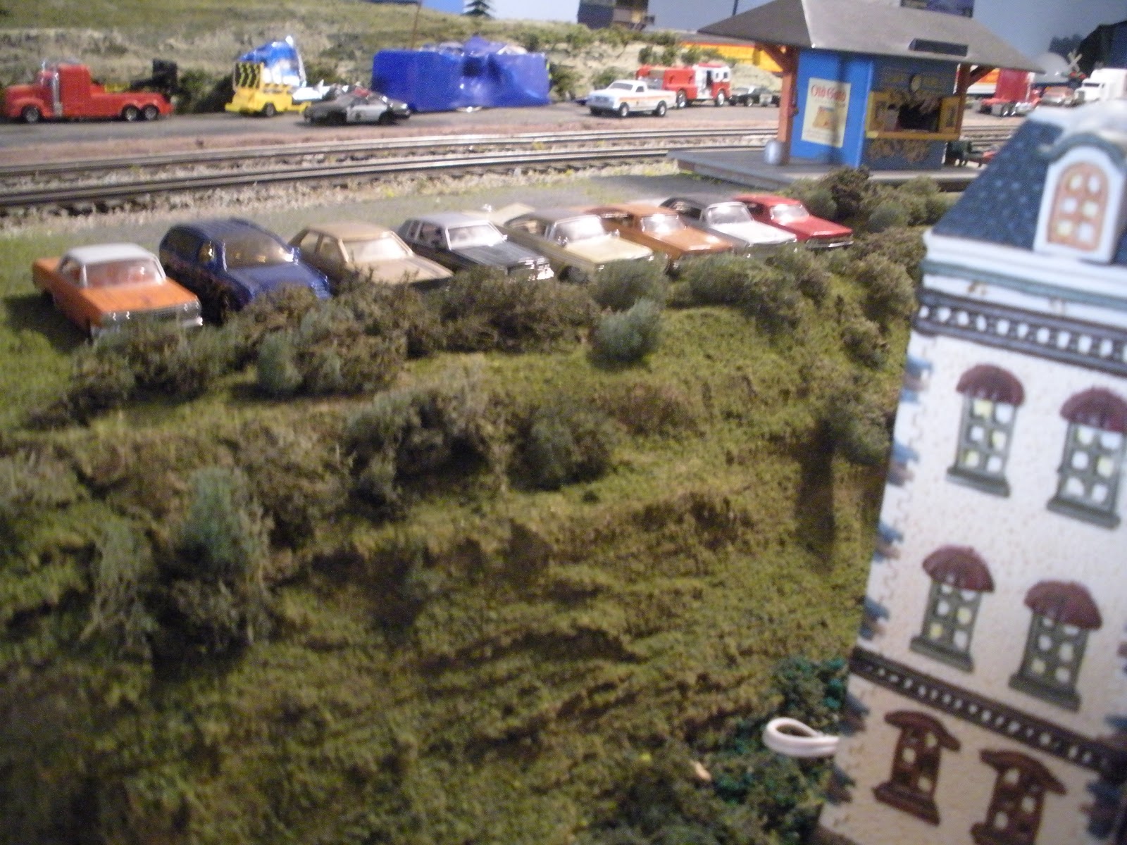 Lee Scott's Unique Methods of Building Model Railroad Scenery # ...