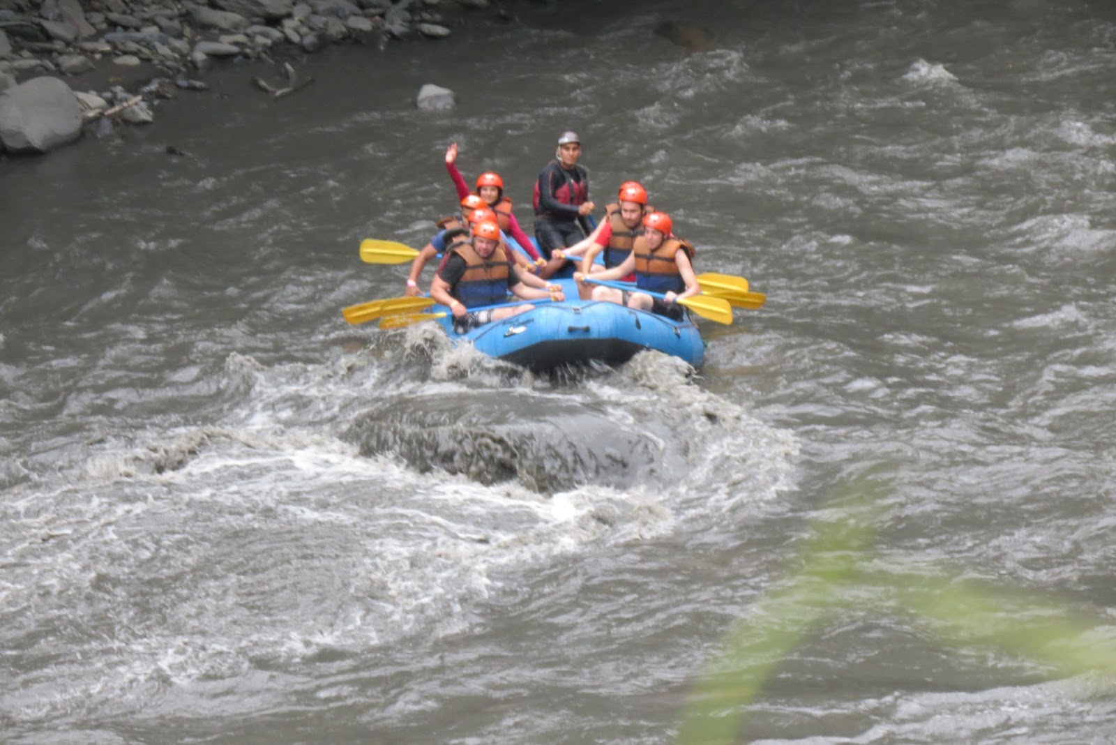LA MAGIA DE LOS DEPORTES EXTREMOS: EXPERIENCIA VIVIDA CON EL RAFTING