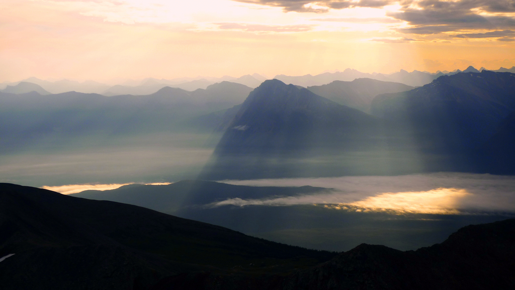Climbing The East Ridge of Edith Cavell - Global Alpine