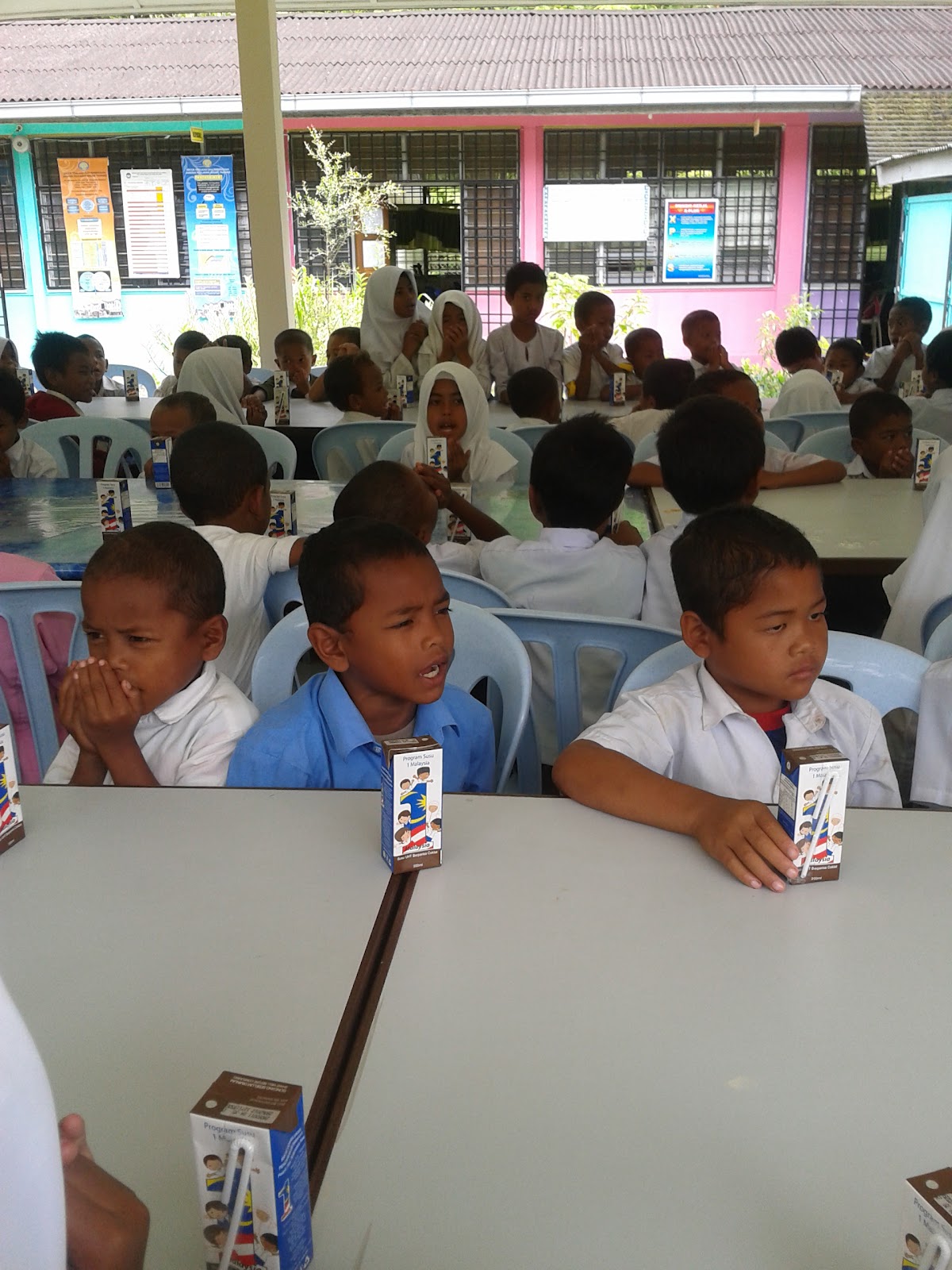 ...Menson Destinasi Kini...: Program Susu Sekolah Kini Kembali!